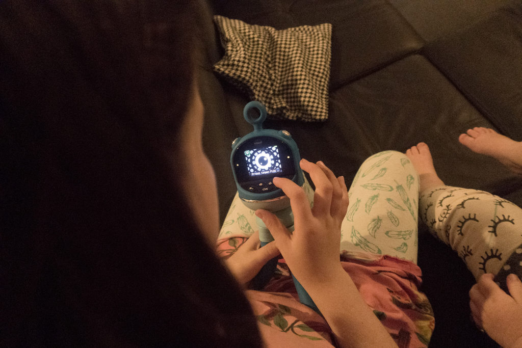 Meet Flix, onze nieuwe huisgenoot - VTech Kidizoom - Mama ABC