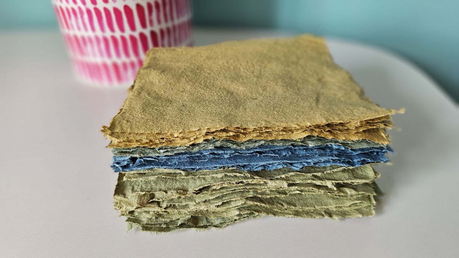 Zelf papier maken thuis - Sofie Lambrecht